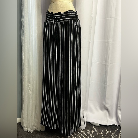 Salty Lemon | Pants & Jumpsuits | Saltylemon Black White Stripe Womens ...